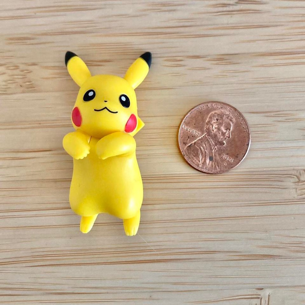 Rare Pokemon Pikachu Cup Rim Figure - Gem